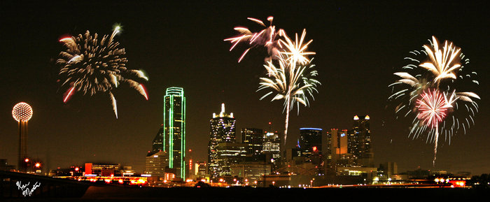 Fourth of July Fireworks in Dallas - Pinot's Palette